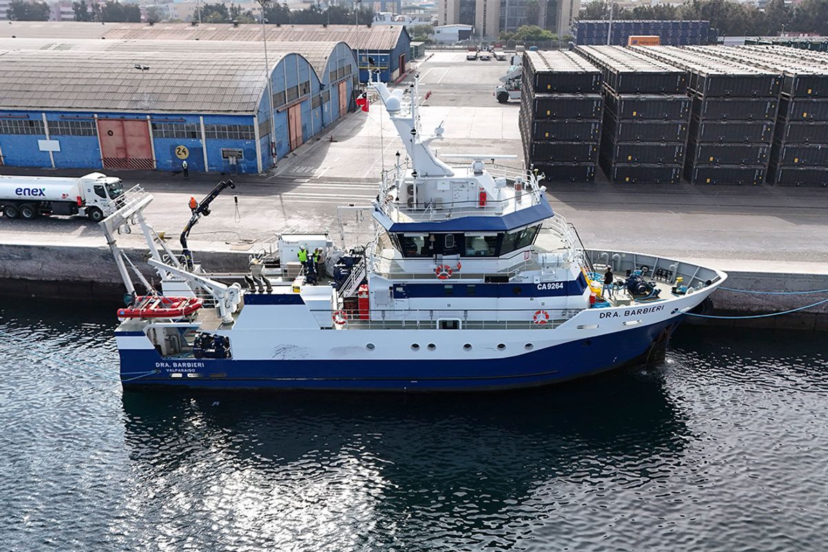 Buque científico nacional Dra. Barbieri recaló en Antofagasta