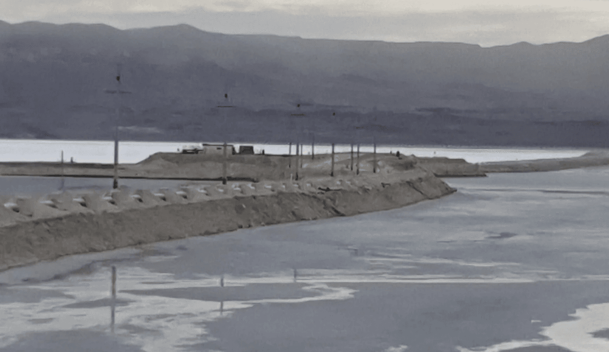 Formulan cargos contra Codelco tras denuncia por tranque Talabre