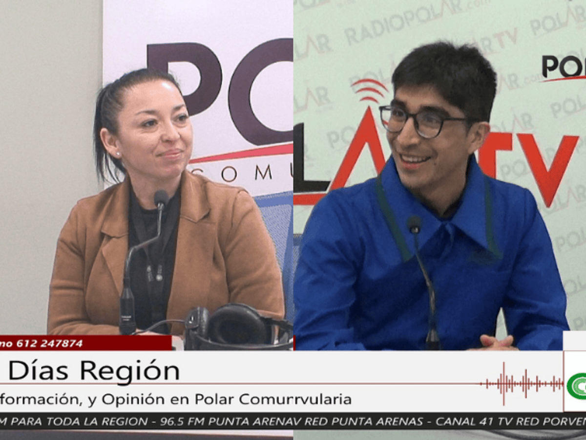 JEFA DE CARRERA, FABIOLA VILLEGAS Y EL ESTUDIANTE EDGAR RODRIGUEZ ...