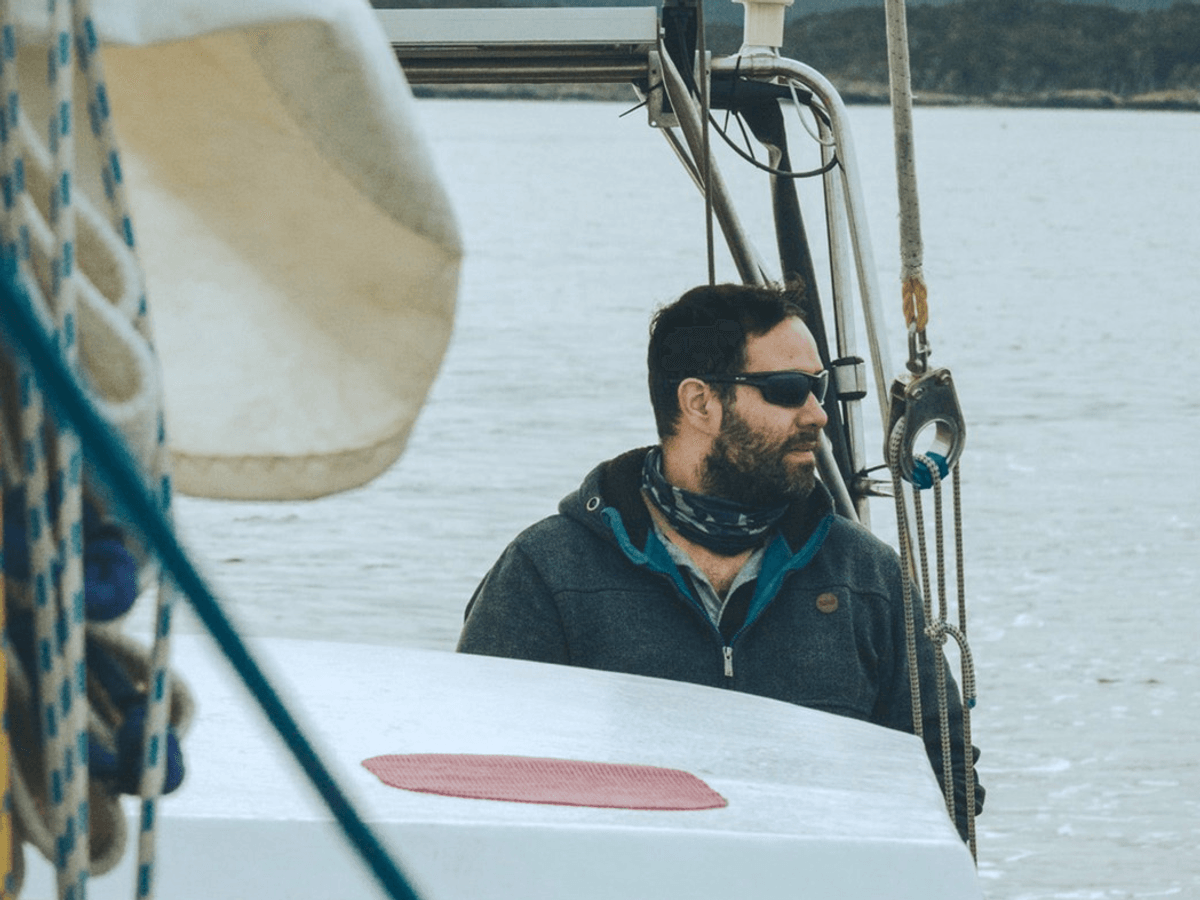 FOTÓGRAFO LANZA PRIMER CATÁLOGO DE FOTO IDENTIFICACIÓN DE BALLENAS JOROBADAS EN PUERTO WILLIAMS
