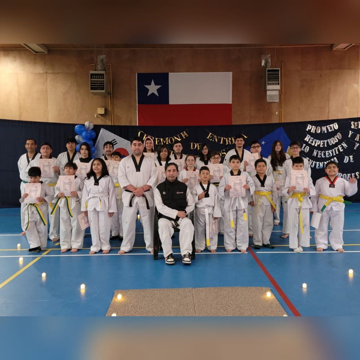 ÉXITO EN LA CEREMONIA DE CERTIFICACIÓN DE LA ACADEMIA DE TAEKWONDO IL-KIHAP