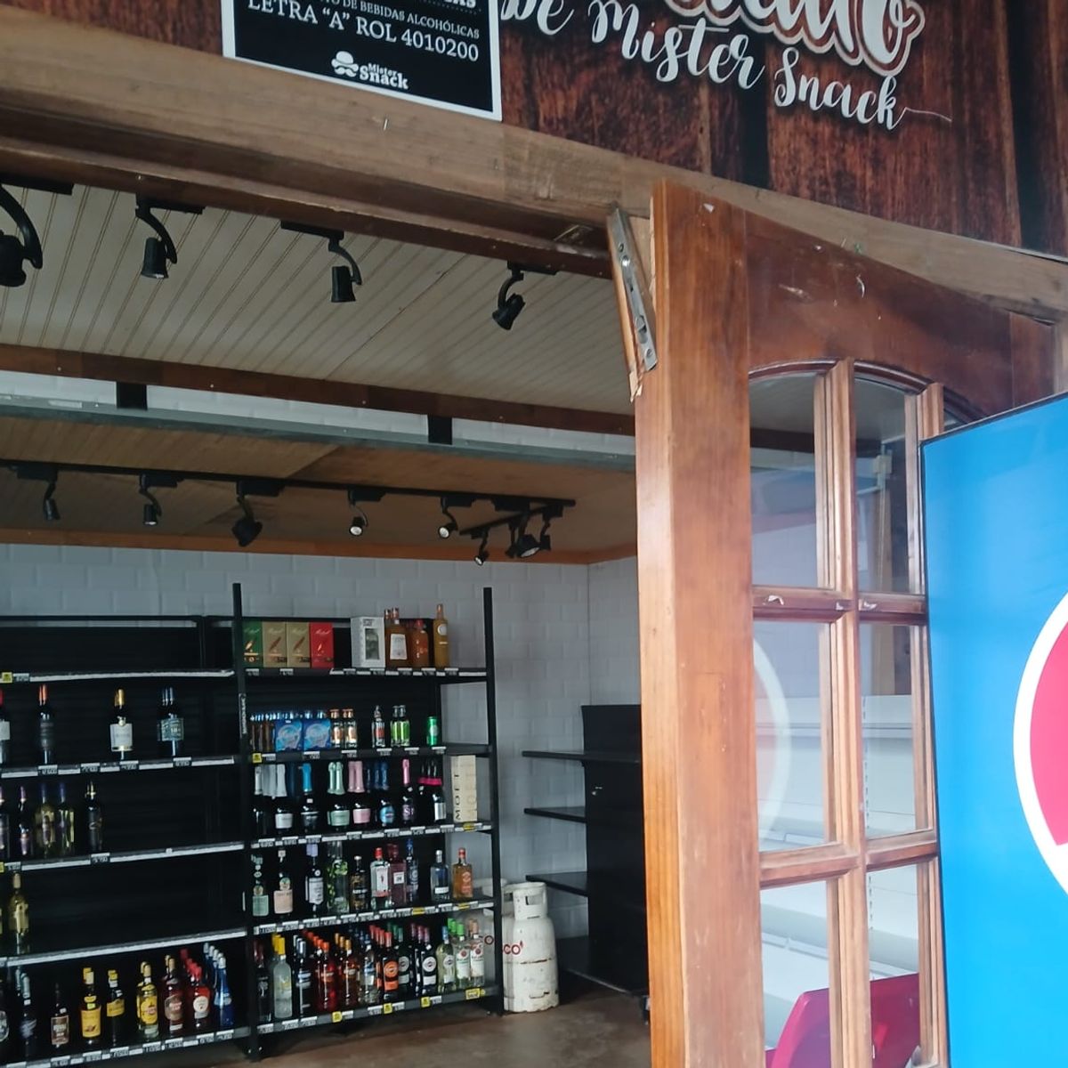 MR. SNACK RETOMA SU FUNCIONAMIENTO TRAS ROBO EN SUS INSTALACIONES